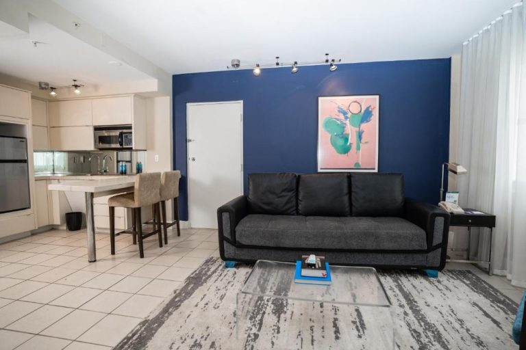 Miami Swingers Hotel Takeover